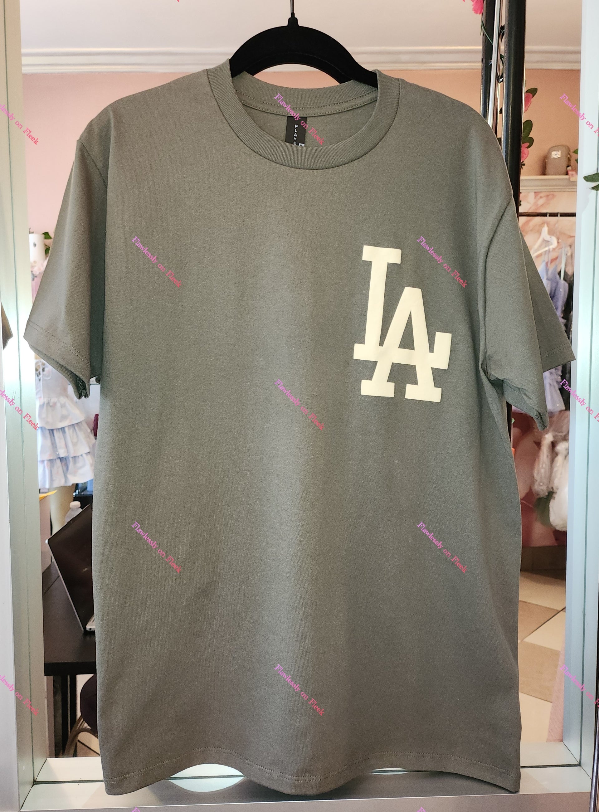 LA Puff Letter T-Shirt – Flawlessly On Fleek